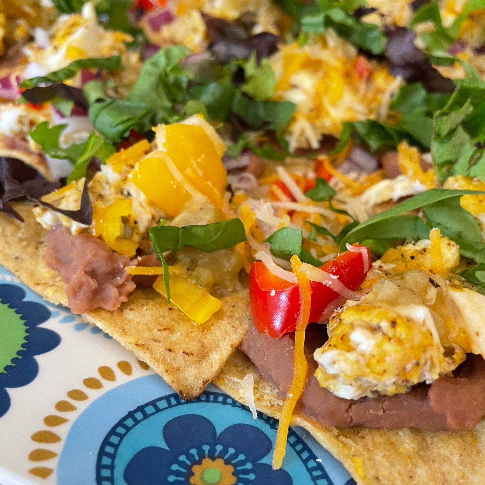 What I Eat in a Day! Breakfast nachos, Fruit and Nut Snack & Ramen ...